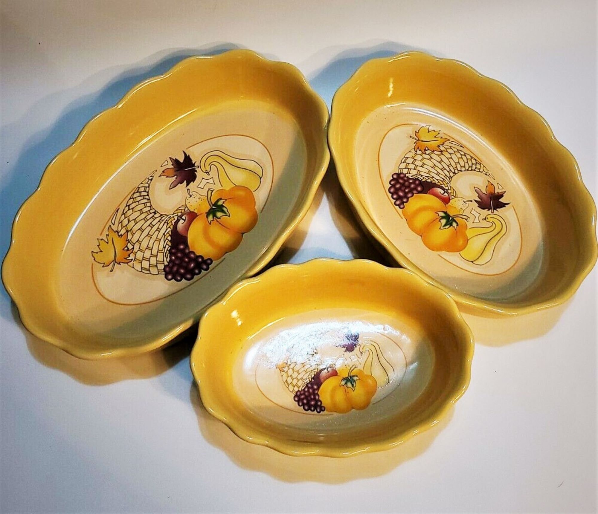 Nesting Baking Dishes With Basket Holders Set of 3, Butternut ...