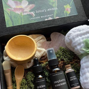 Handmade Organic Skincare Gift Box - Natural Spa Set With Face Oil ...