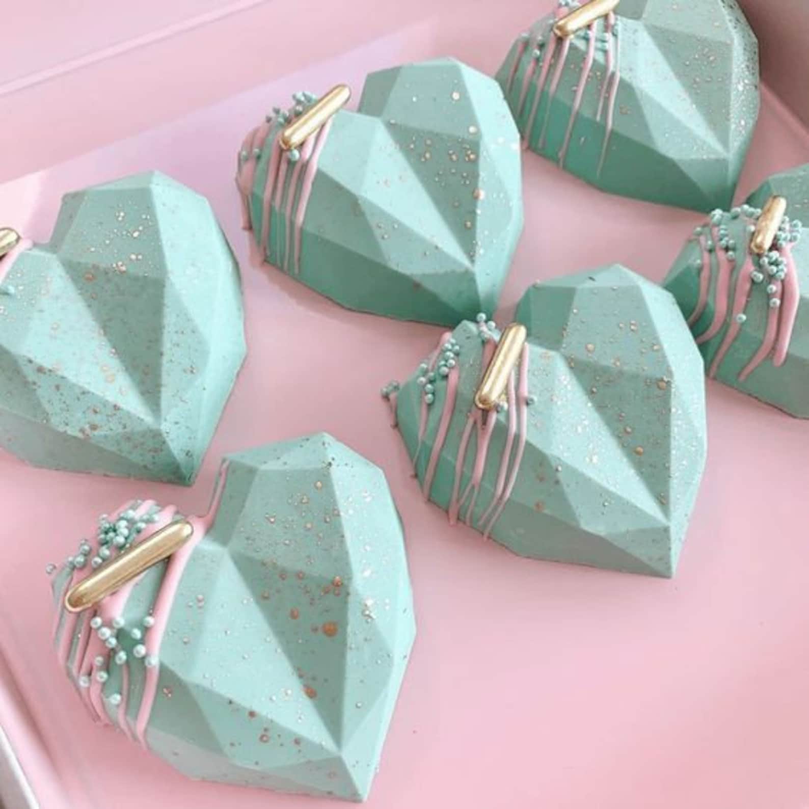 8 CAVITY Mini Diamond Heart Mold 3D Heart Mold Used for - Etsy
