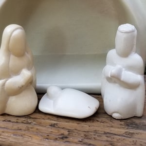 Natural Soapstone Angel With Inset 3-piece Nativity Set With Mary ...