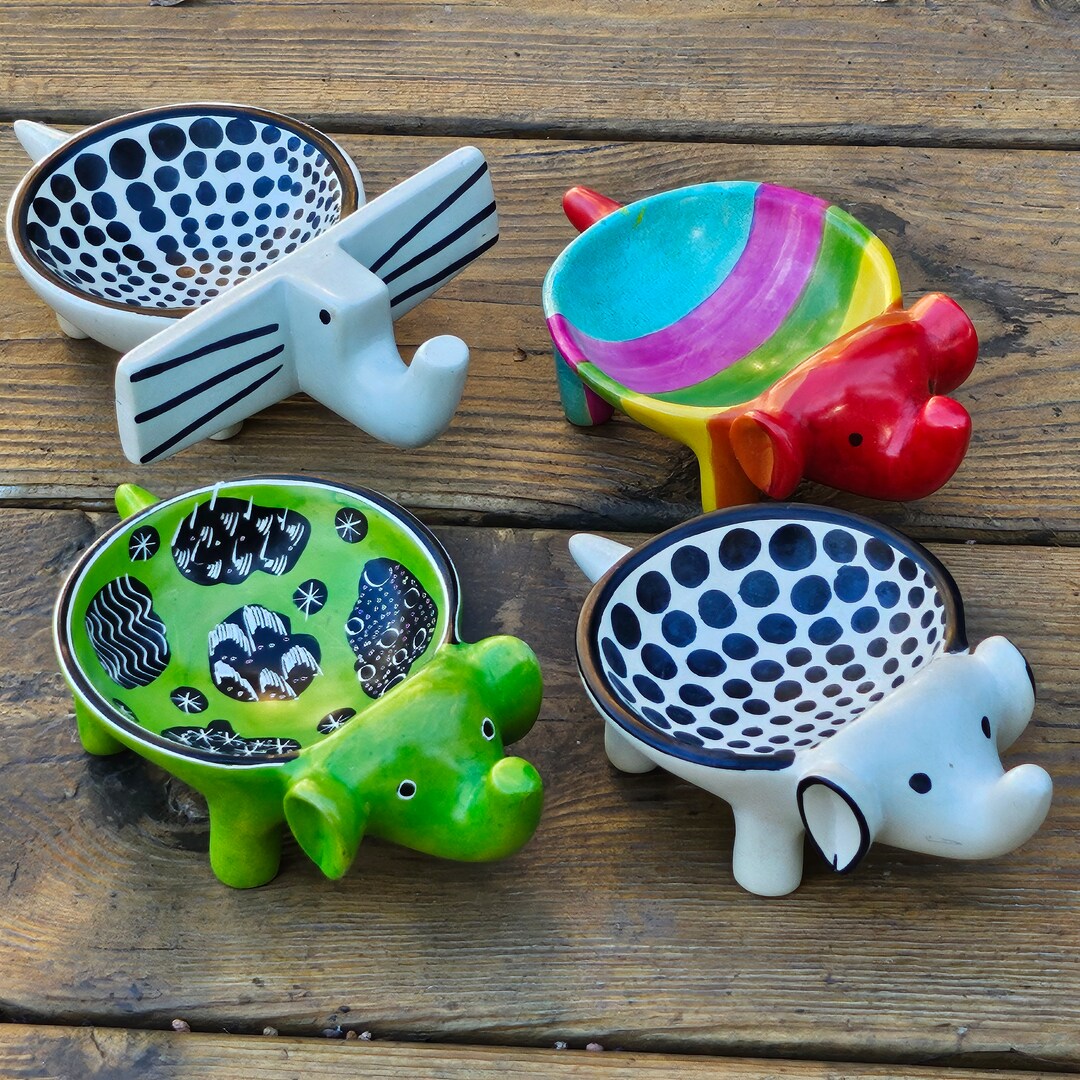 Small Elephant Dish Bowl Carved From Soapstone Shaped Like Elephants ...