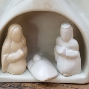 Natural Soapstone Angel With Inset 3-piece Nativity Set With Mary ...