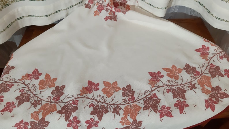 Vintage Floral Round Tablecloth Vintage Autumn Leaves - Etsy