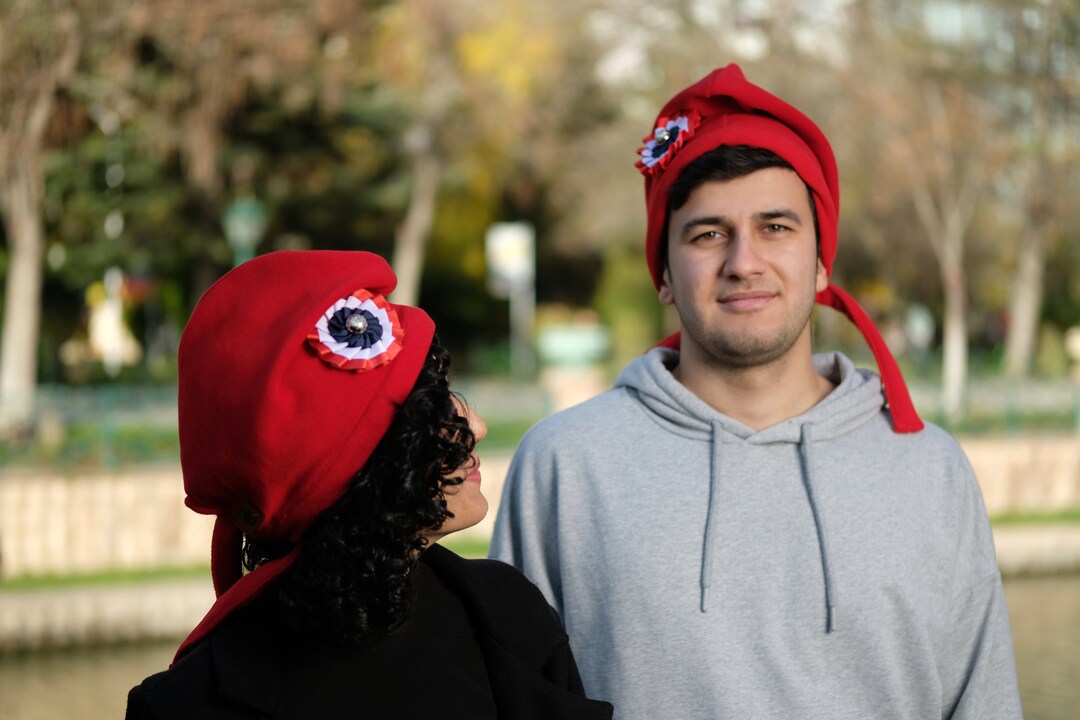 Stylish Red Polar Phrygian Cap With Detachable French Cockade Winter ...