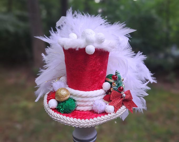 Holiday Mini Top Hat, Mannequin Holiday Hat, Christmas Decor, Mad ...