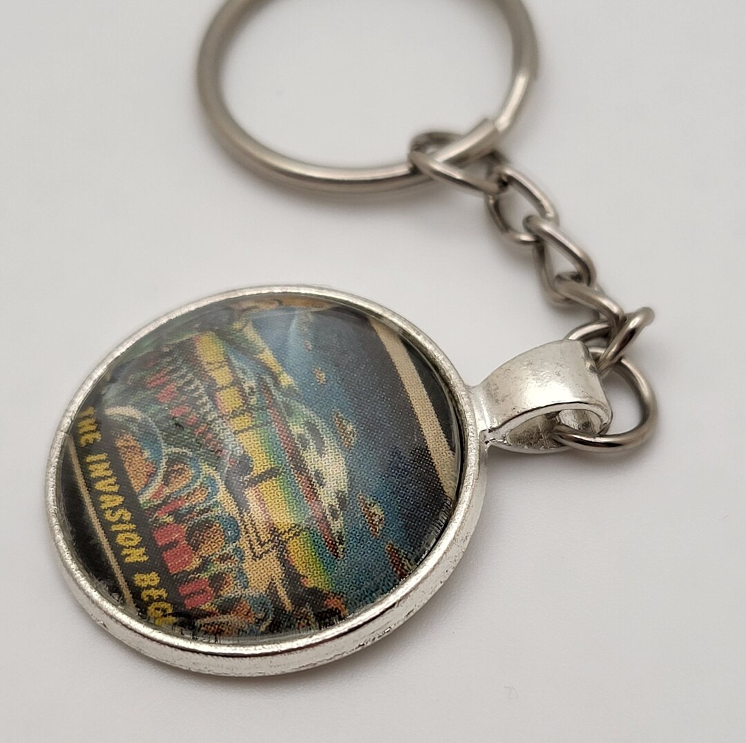 Mars Attacks Keychain Comic Pendant Unique Handmade - Etsy
