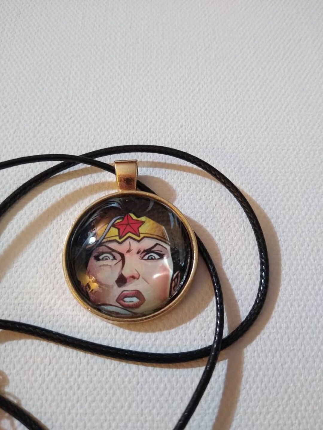 Wonder Woman Comic Pendant Necklace - Etsy
