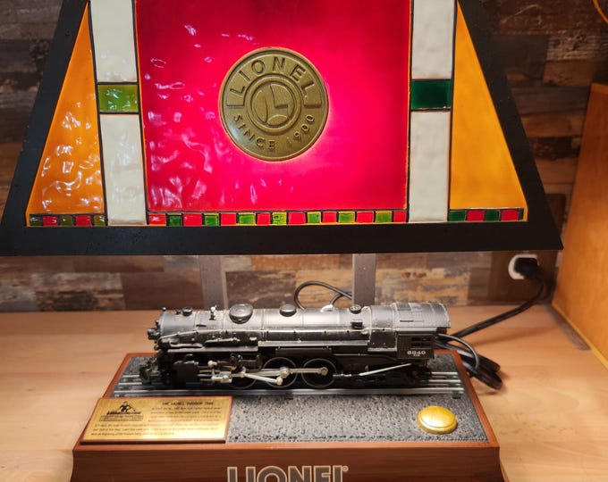Lionel Animated Hudson 700E Locomotive Table Lamp With Lights Sound ...