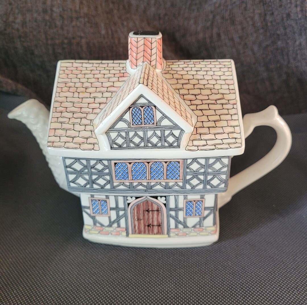 Sadler Tudor House Cottage Teapot - Etsy