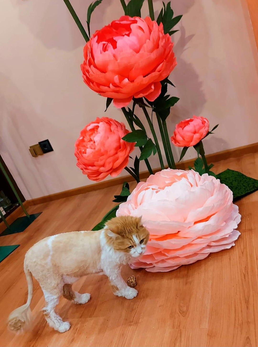 Large Paper Roses, Free Standing Giant Red Roses, Home and Event ...