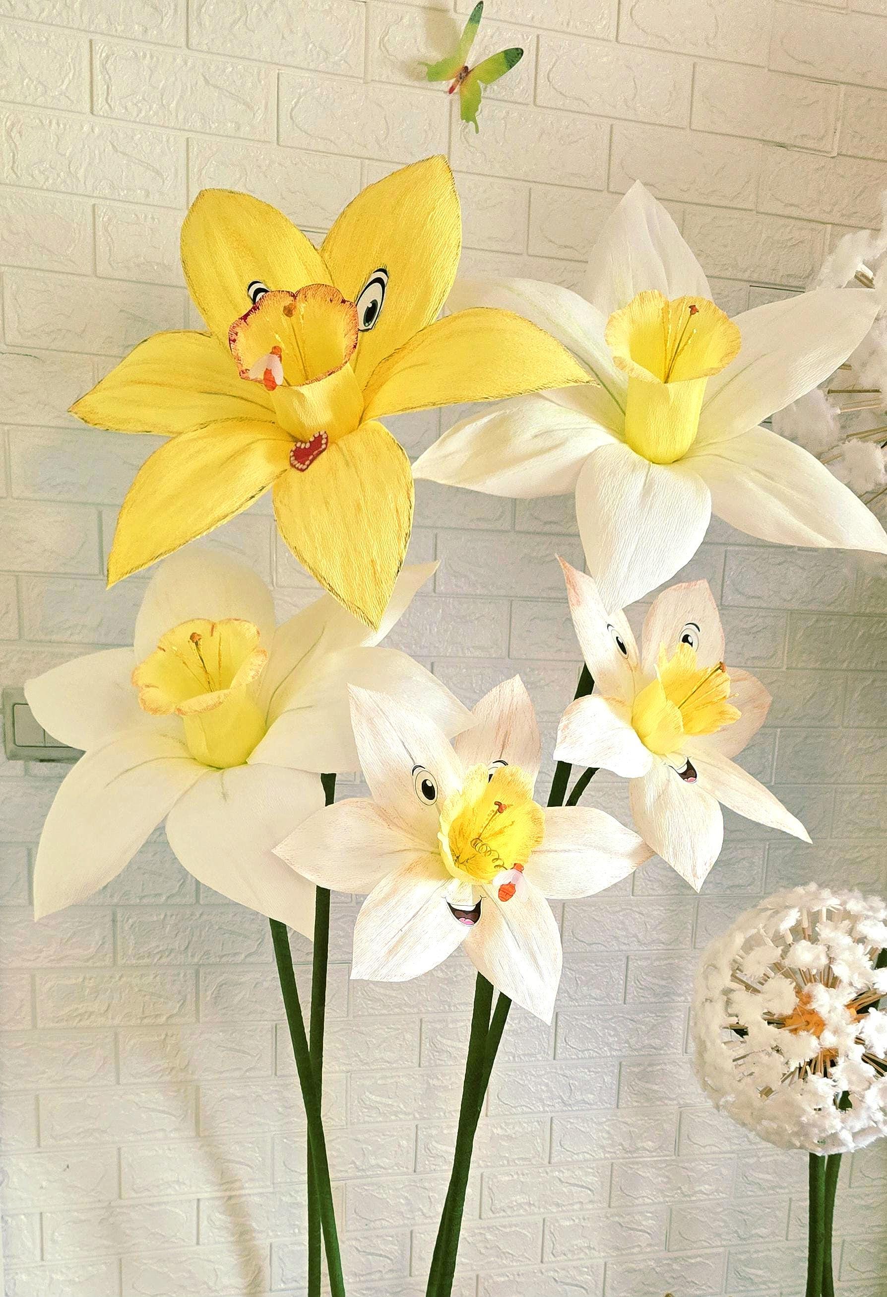 Giant Standing Daffodils, Gigantic Spring Flowers, Alice in Wonderland ...
