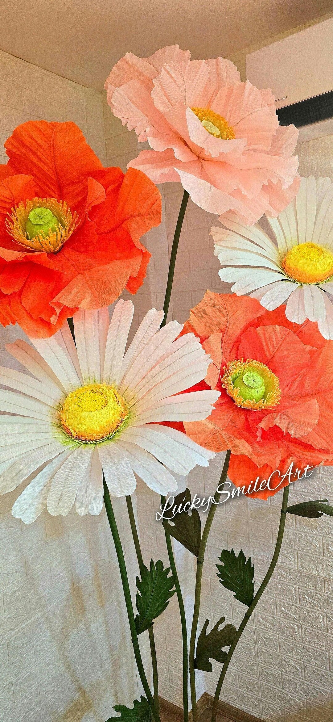 Lot of 5 Free Standing Flowers, Poppies and Daisies, Alice in ...