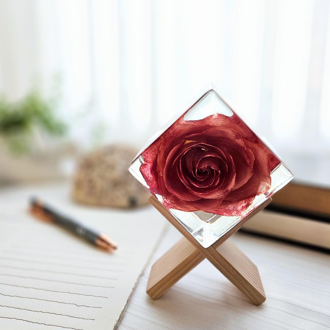 Orange Red Rose in Resin, Forever Natural Flower, Gift for Parent ...