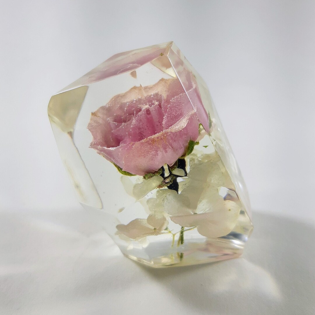 Mini Pink Rose in Resin, Forever Nature Flower, Gift for Parent ...