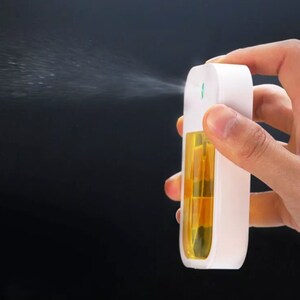 NEW EMPTY White Pocket Size Plastic Spray Bottles Empty - Etsy