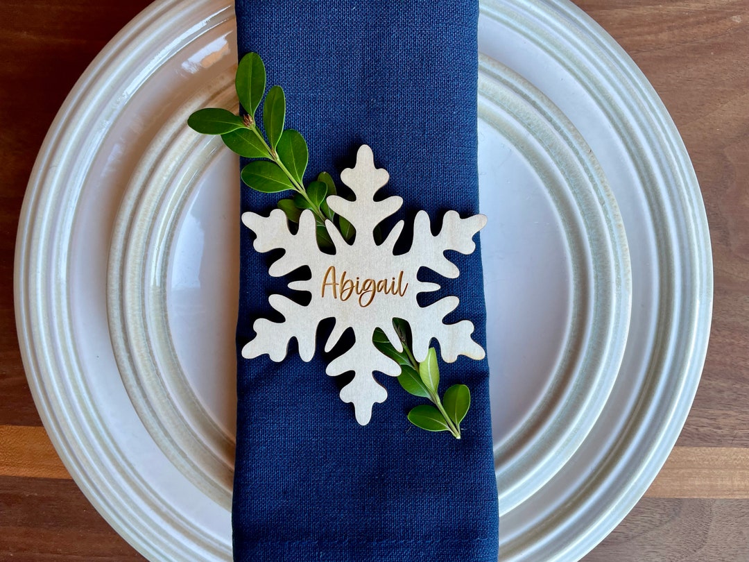 Personalized Snowflake Name Card or Tag for Christmas, Winter Wedding ...
