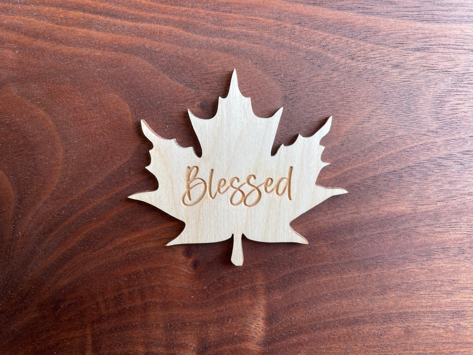 Personalized Leaf Name Card or Tag for Thanksgiving, Friendsgiving ...