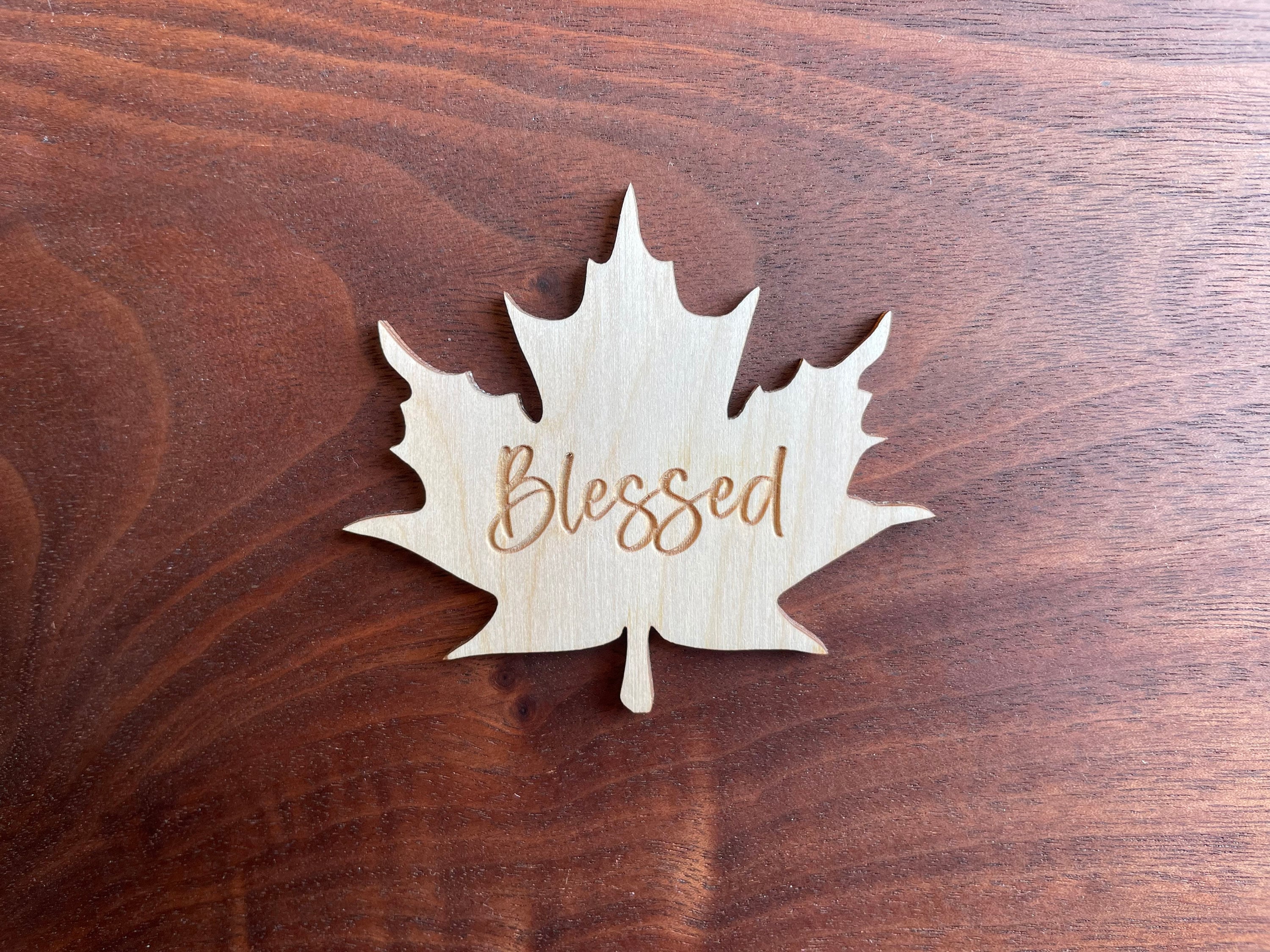 Personalized Leaf Name Card or Tag for Thanksgiving, Friendsgiving ...