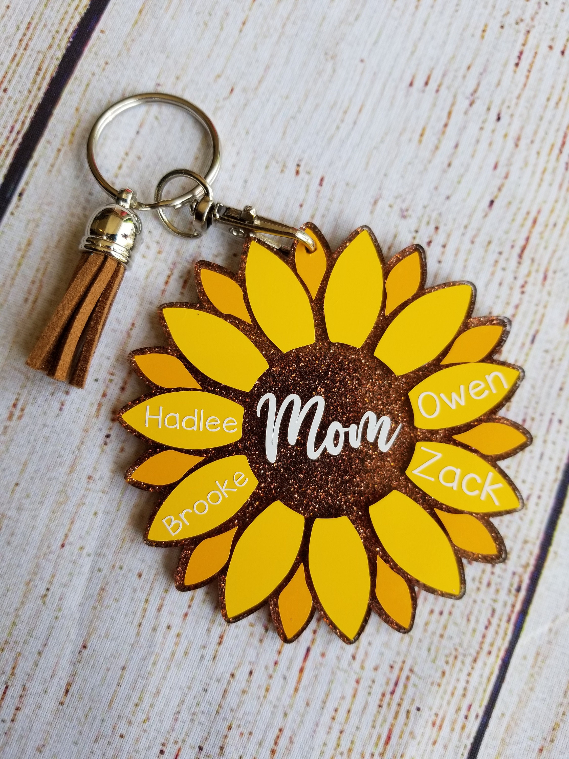SUNFLOWER KEYCHAIN Mom Keychain Kids Names Keychain - Etsy