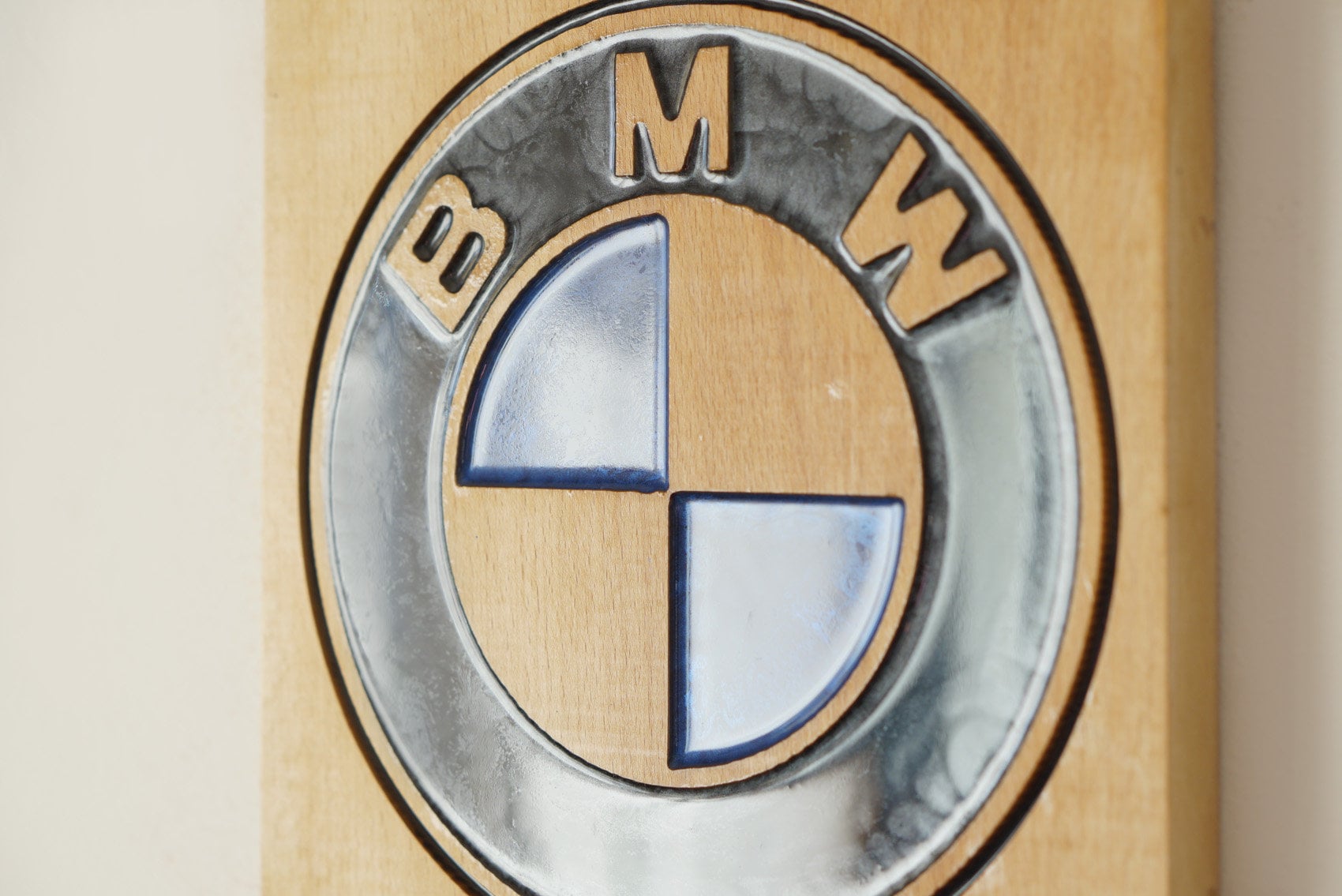 Wood / Epoxy BMW Emblem for Wall Hanging, Wooden BMW Logo With Epoxy ...