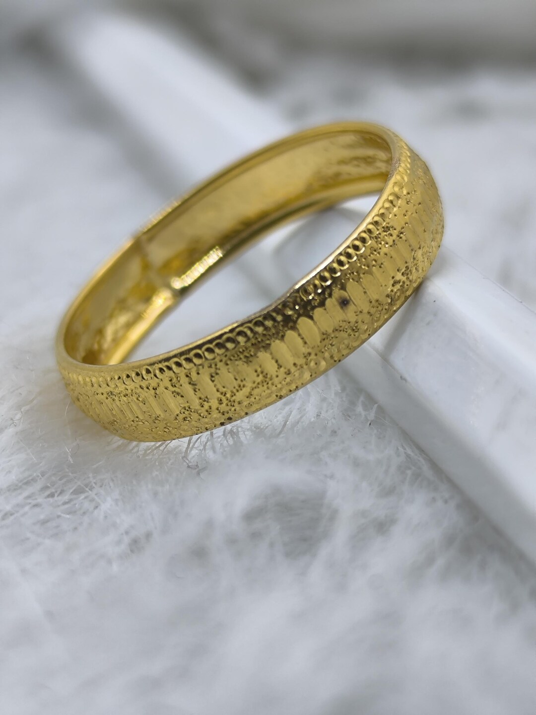 22k Pure Solid Gold Handmade Band Ring . Genuine 916 Gold Purity With ...