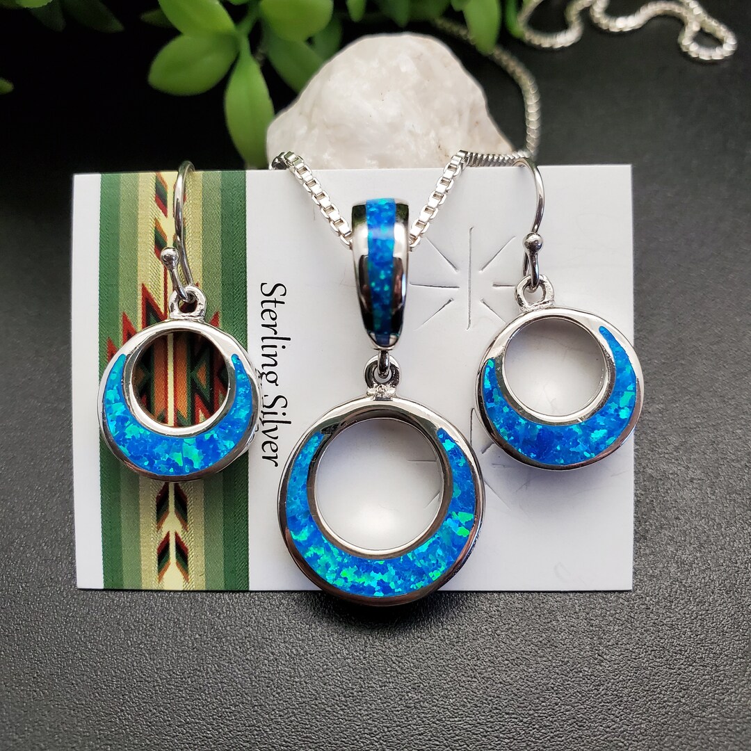 TULU #189 | Blue Opal Inlay Circle Necklace Pendant, Circle Inlay ...