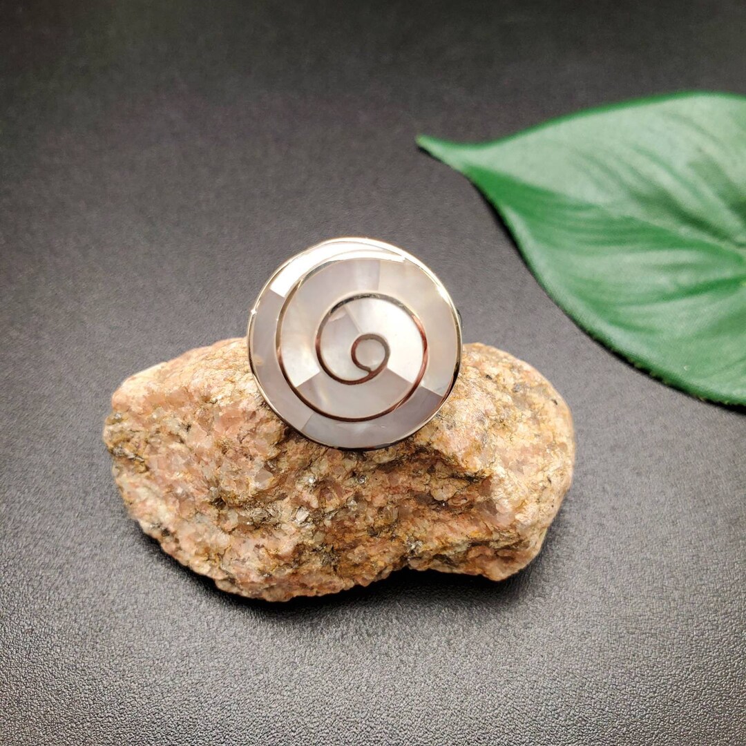 UH87 White Mother of Pearl Inlay Ring Lady Adjustable Ring Size 6 7 8 ...