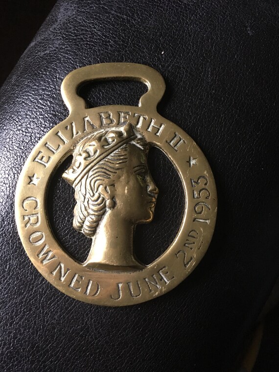 elizabeth II CROWNED JUNE 2nd 1953 - Gem