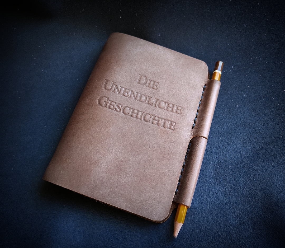 Die Unendliche Geschichte, the Neverending Story ,notebook-cosplay ...