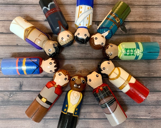 Medieval Royal Court / King, Queen, Princess & Knight Peg Doll Set ...
