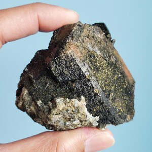 Epidote After Magnetite Pseudomorph W/ Titanite Sphene Crystals ...