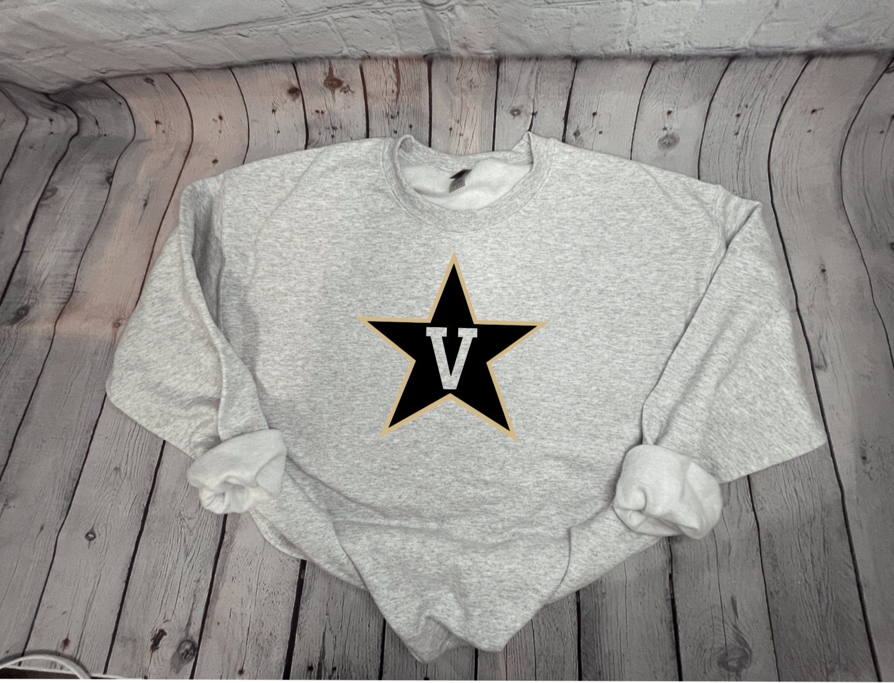 Vanderbilt University Clothing - Etsy