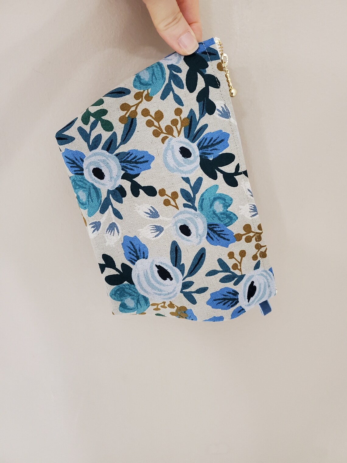 M Size Cosmetic Pouch / Makeup Fabric Pouch / Print Bag / - Etsy