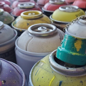 Canary - Spray Paint Tip Cap Street Art Graffiti Jewellery Necklace - Etsy