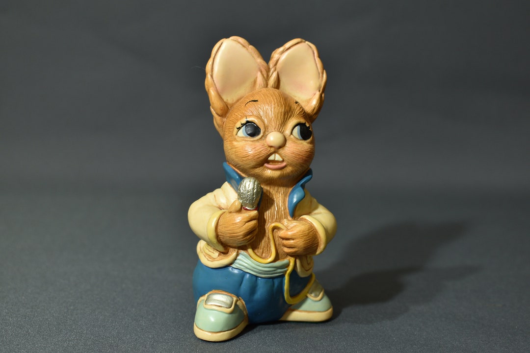Vintage PENDELFIN Hand Painted Stonecraft Rabbit Figurine MIKE - Etsy