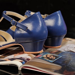 Rosy in Blue Leather | Women Swing Dance Shoes | Vintage Shoes ...
