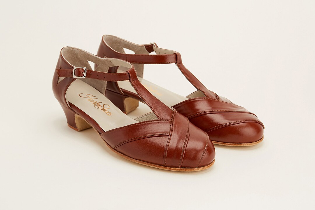 Sugar in Brown Leather | Women Swing Dance Shoes | Vintage Shoes ...