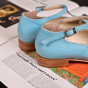 Spring in Baby Blue Leather | Women Swing Dance Shoes | Vintage Shoes ...