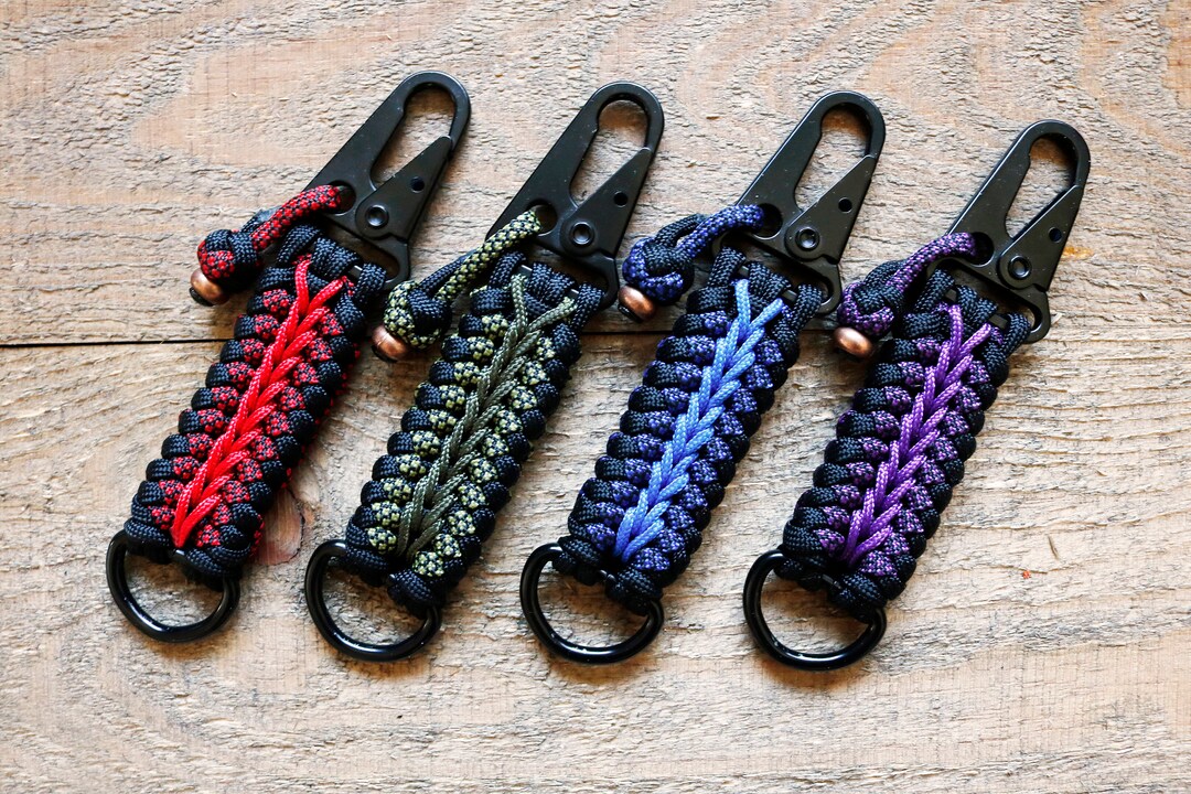 Hanging Keychain | Tuxedo Weave Diamond Paracord W/ Hanging Knot & Bead ...