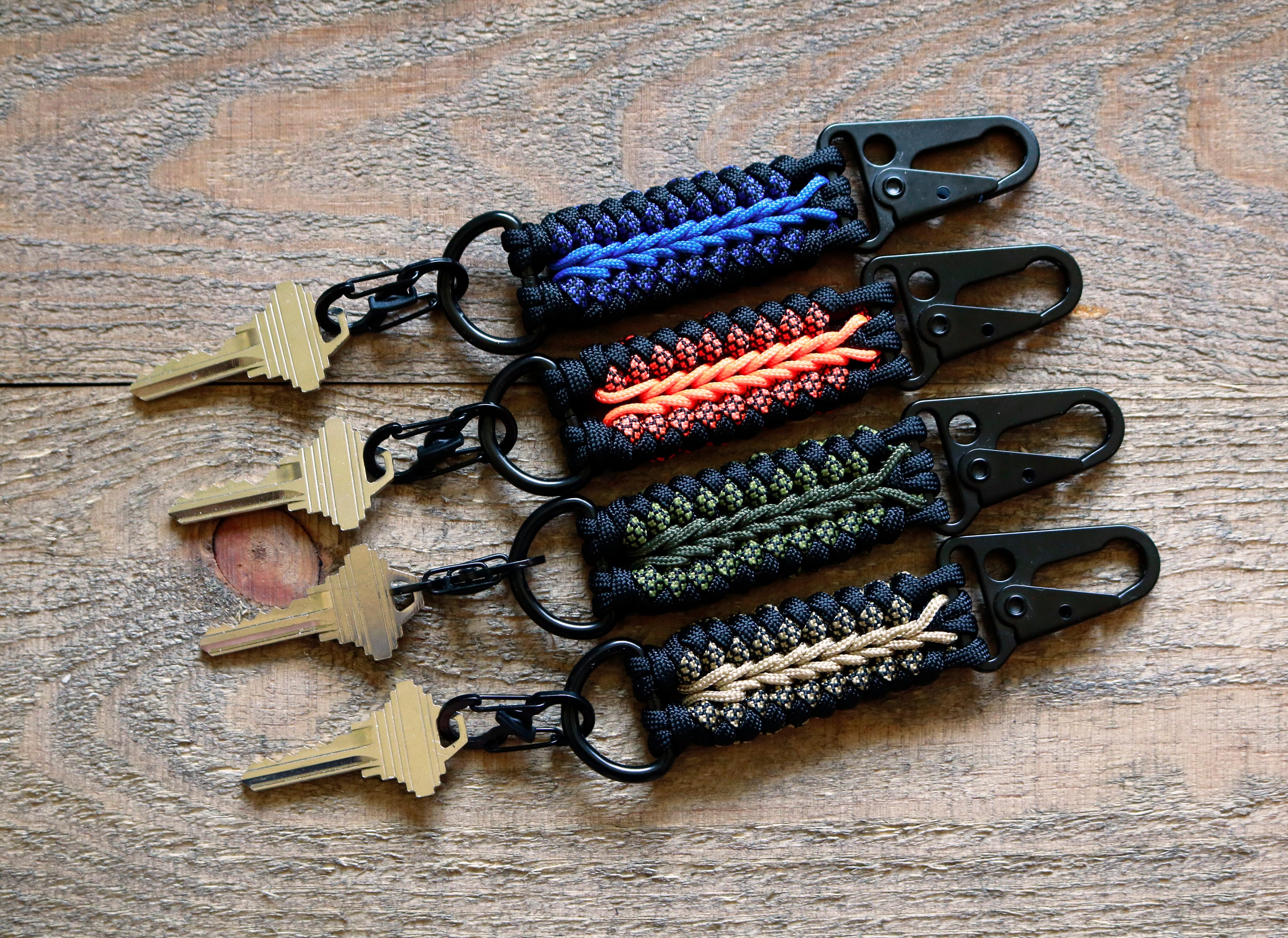 Hanging Keychain | Tuxedo Weave Diamond Paracord Detachable Sling Clip ...