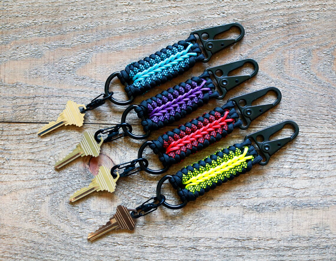 Hanging Keychain | Tuxedo Weave Diamond Paracord Detachable Sling Clip ...
