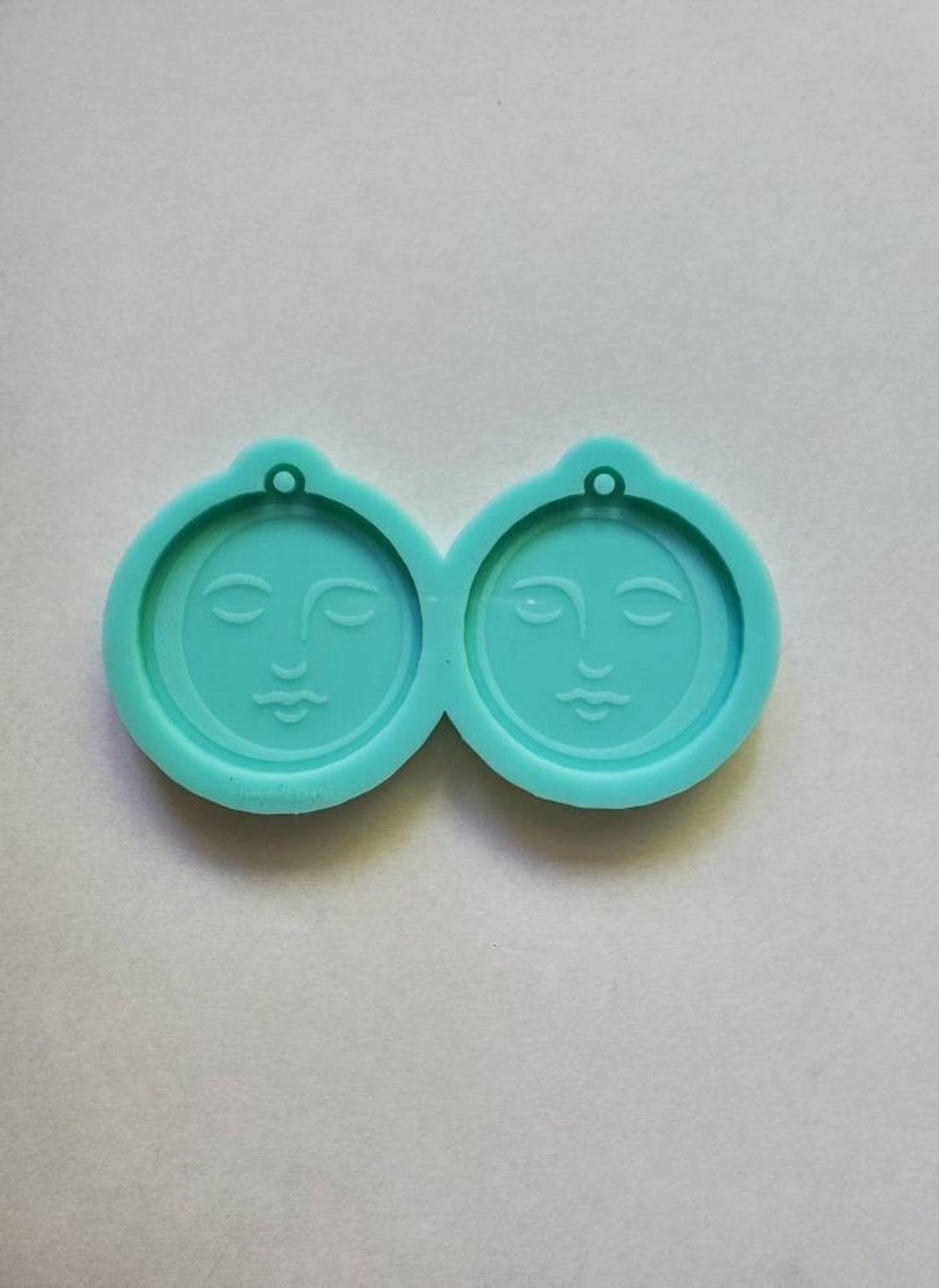 Made to Order Round Moon Face Shiny Silicone Mold - Etsy