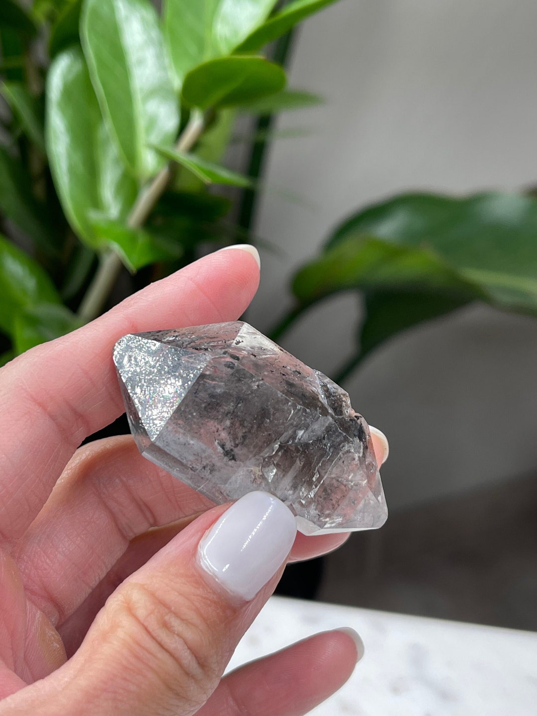 Enhydros in Quartz With Rare Moving Sediment Inclusions. an Abundance ...