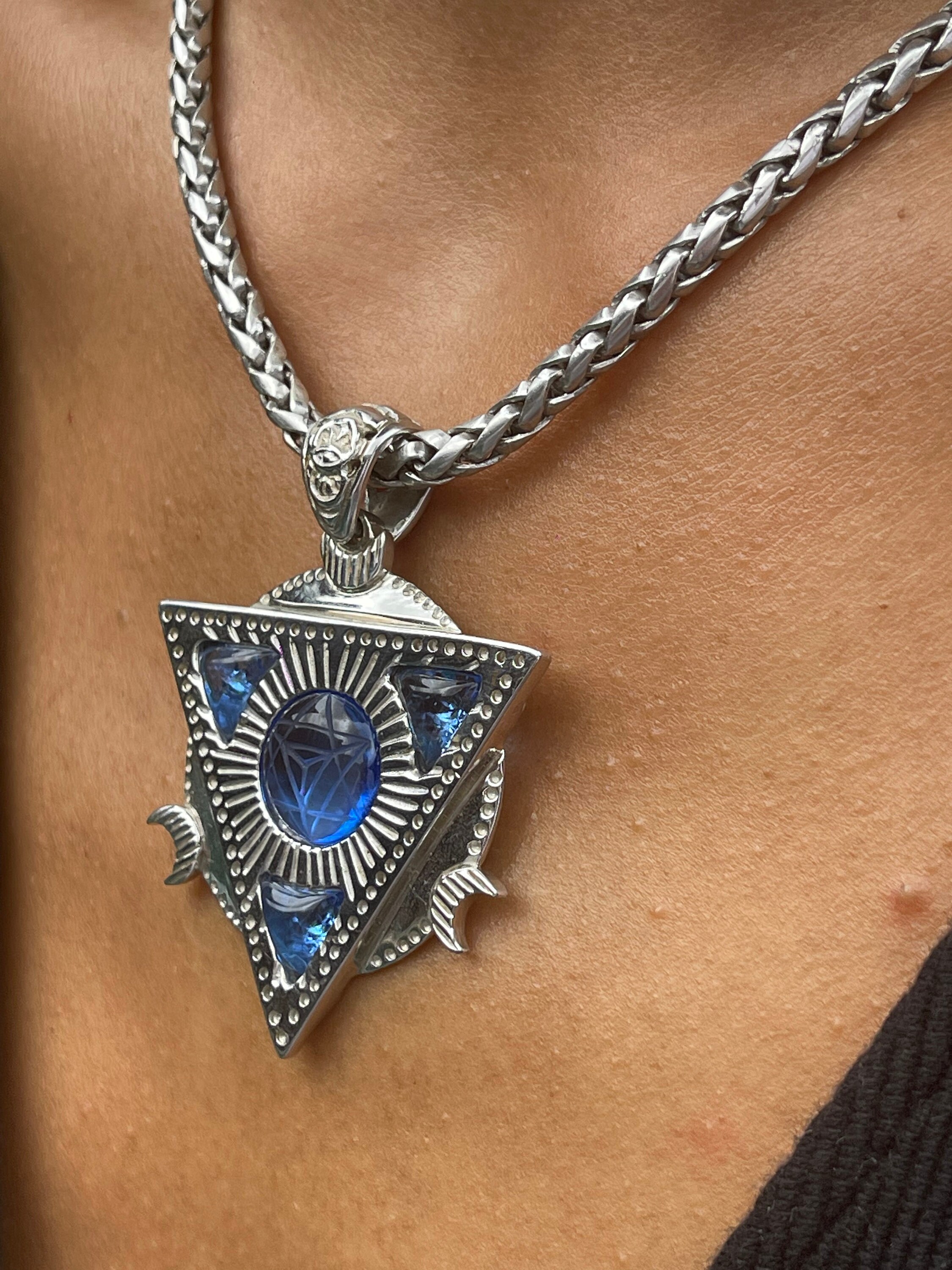 Soul Purpose Amulate Siberian Blue, Sterling Silver With 22k White Gold ...