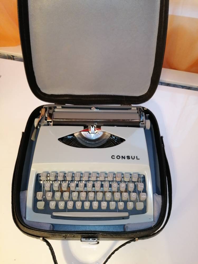 Consul Typewriter - Etsy