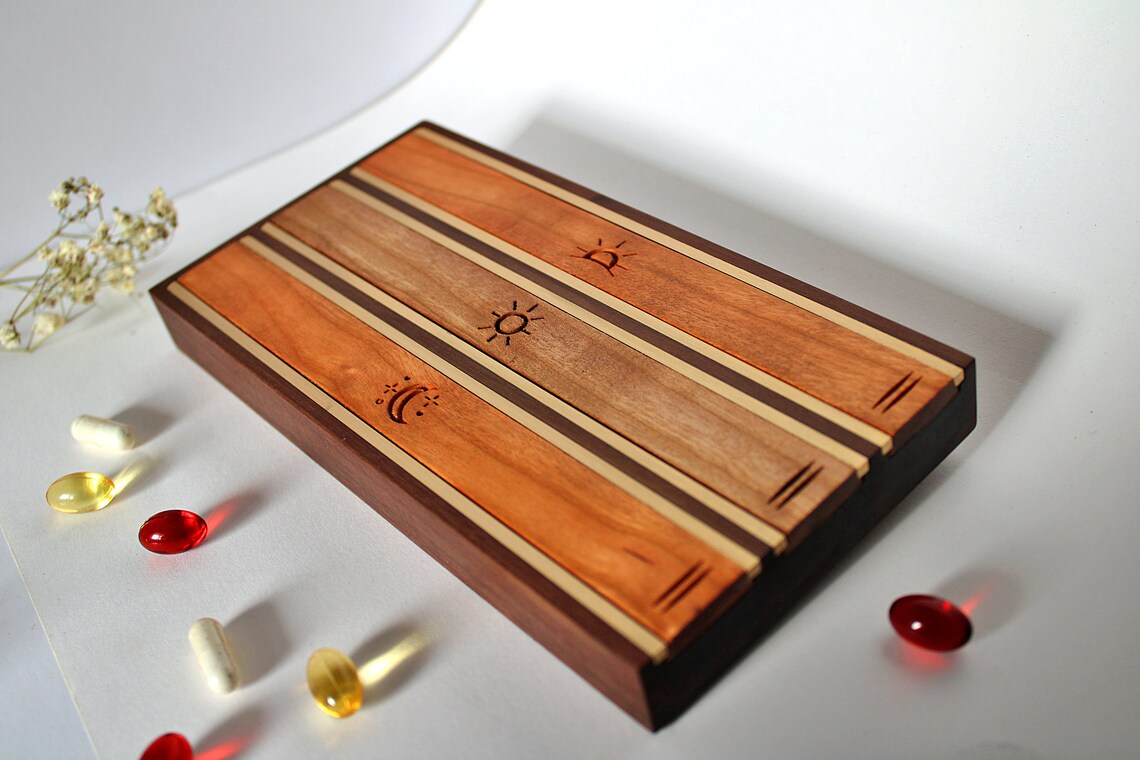 Daily Pillbox Daily Pill Box Large Pill Box Pillendose | Etsy