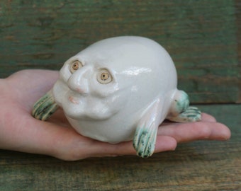 Ceramic Frog Figurine, Ceramic Sculpture Art, Cute Frog Statue, Pacman ...