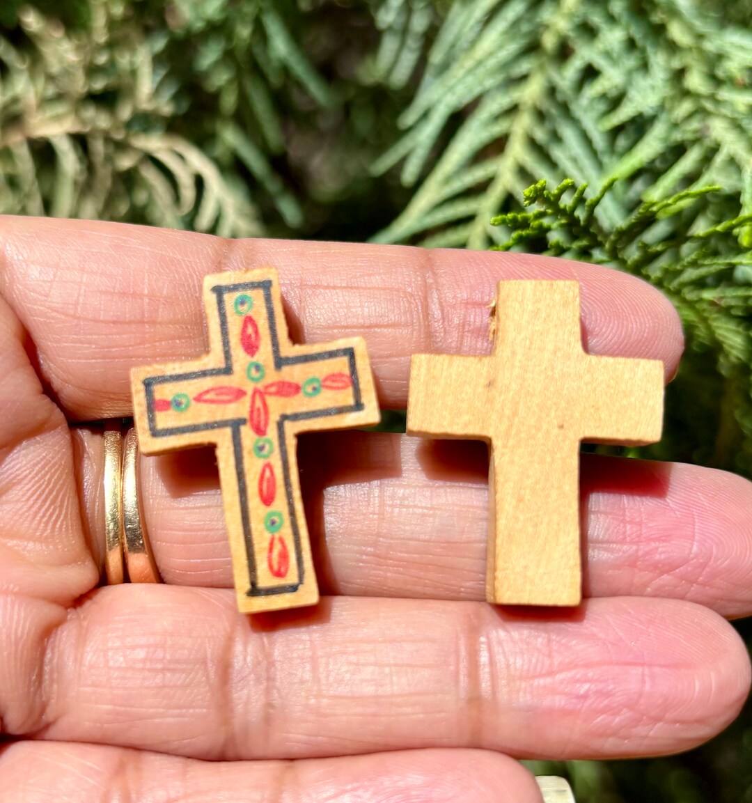 2 Pc Wood CROSS Pendant, Jesus Christ, Wooden Locket Handmade, 3 Cm ...