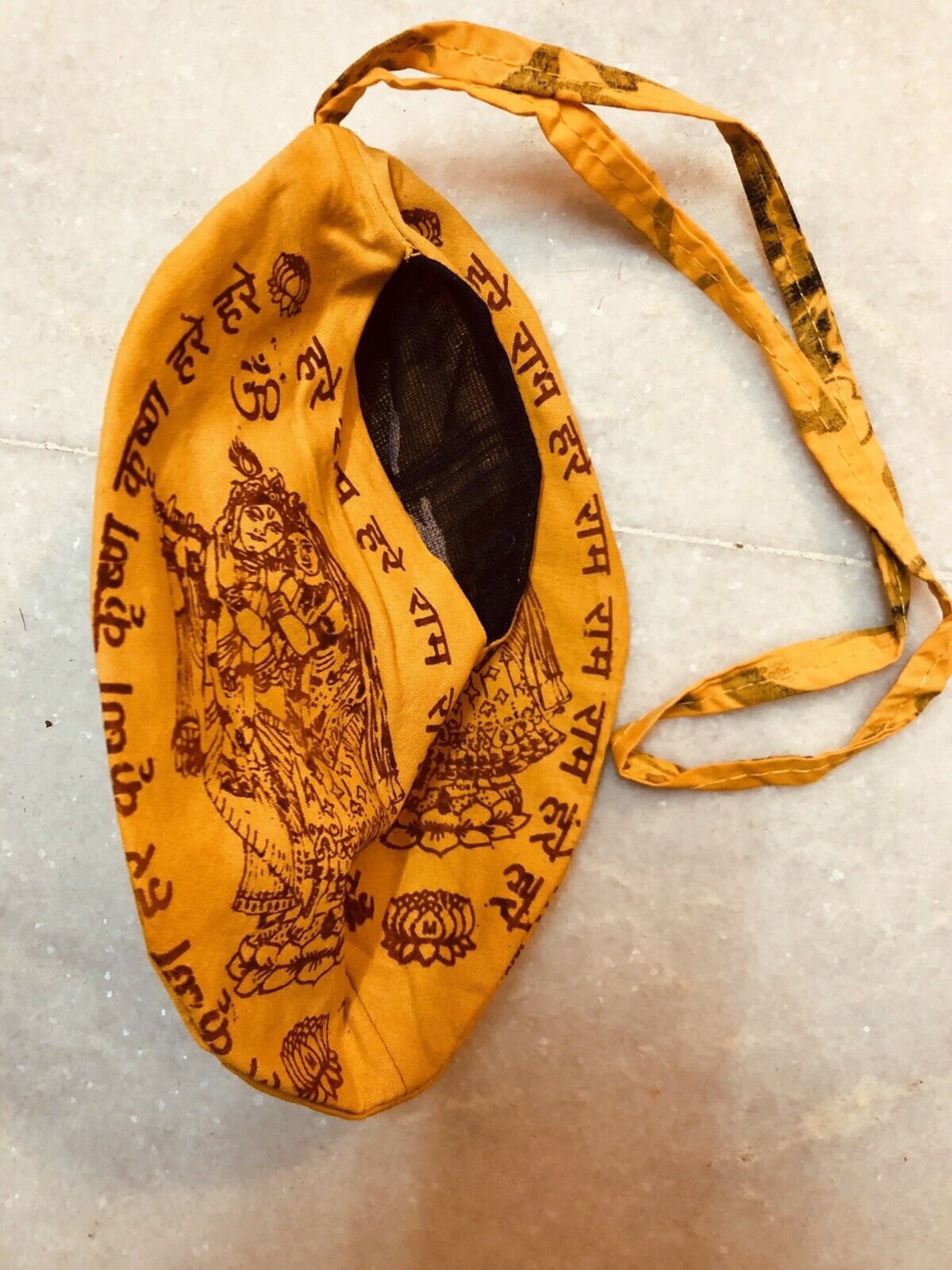Gomukhi Gomukh Jaap Japa Prayer Bag for Rosary, Prayer Beads, Mala Used ...