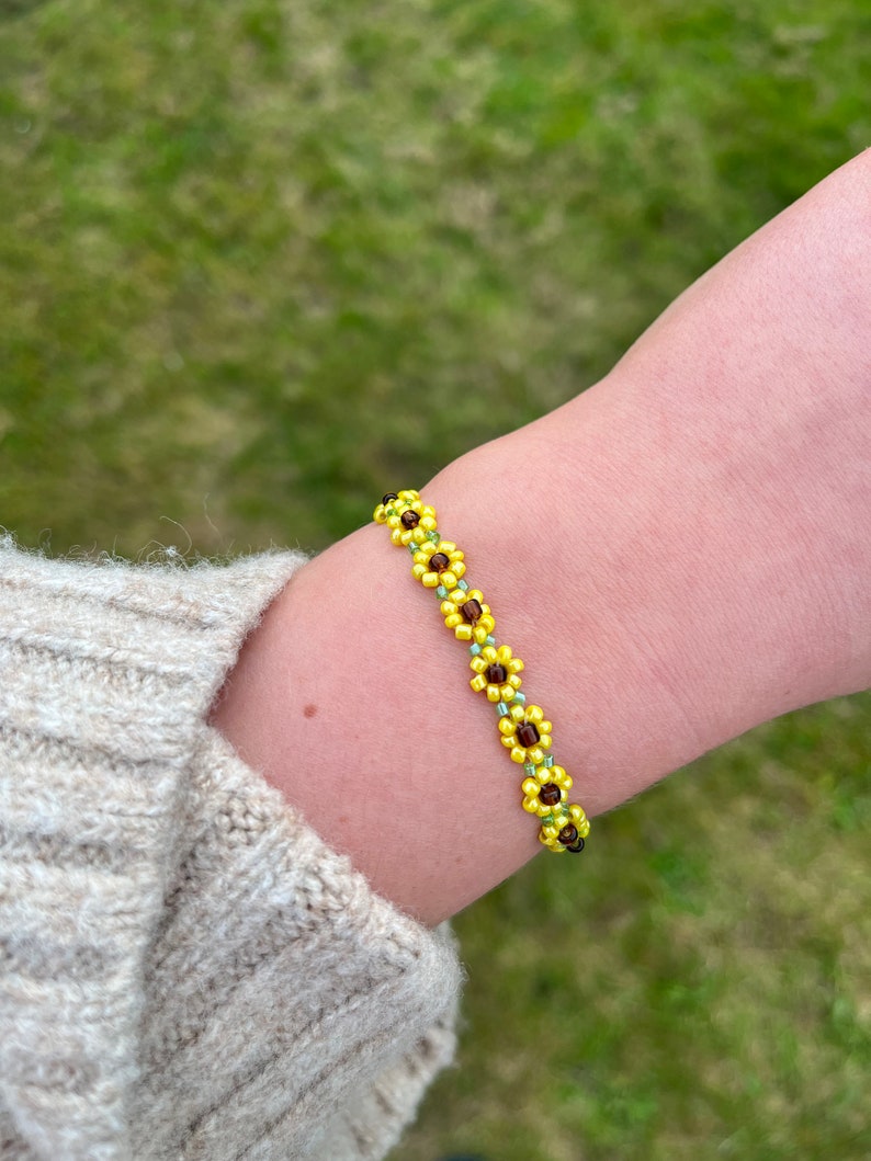 Sunflower Bracelet, Beaded Sunflower and Daisy Bracelet, Pearl ...